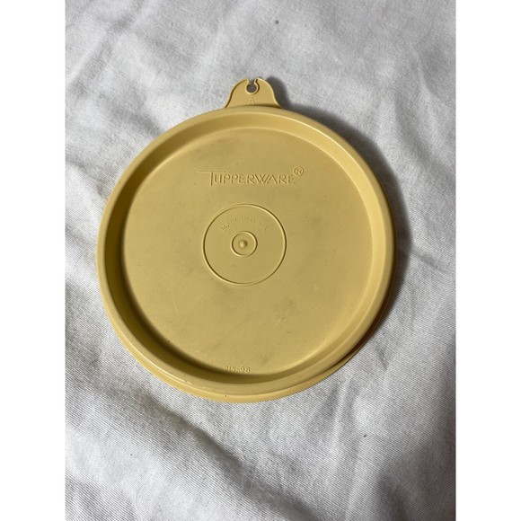 Tupperware | Kitchen | Tupperware Replacement Lid Yellow 2598 | Poshmark